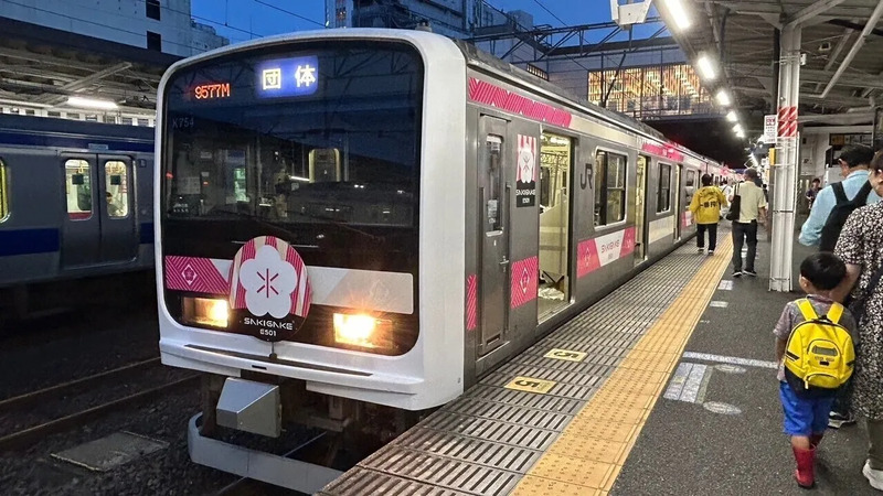 納涼ビール列車を運行！E501系 SAKIGAKEを使用したイベントで非日常体験を【イベントレポート】 | JREメディア