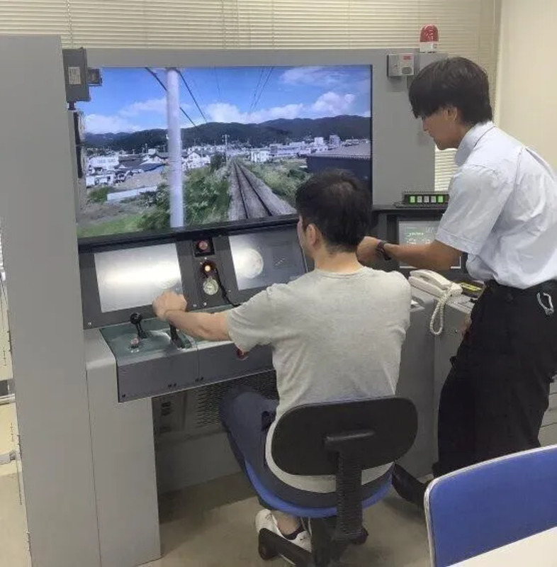 【イベントレポート】特急あずさを動かそう！ E353系･E127系運転体験イベントを開催しました！ | JREメディア